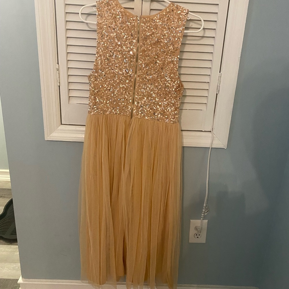 Beautiful Dress Only Used Once For A Wedding. - Gem